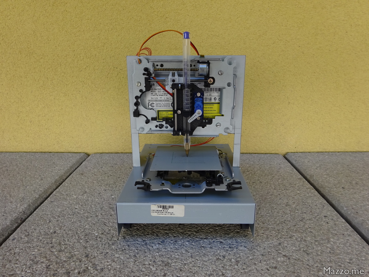 CD-DVD CNC Pen Plotter | Mazzo.me CD-DVD CNC Pen Plotter | Mazzo.me